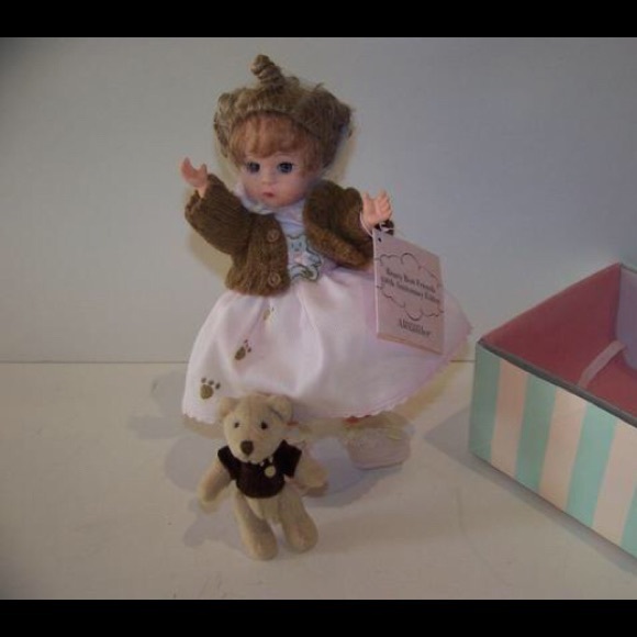 Madame Alexander | Toys | 202 Madame Alexander Beary Best Friends Doll ...